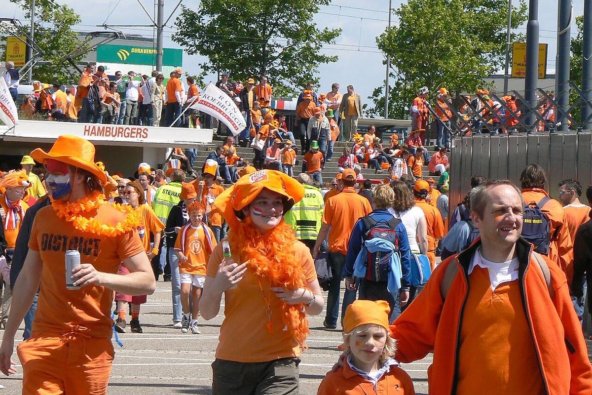 Houston Braces as Orange Army Marches From Rice to NRG