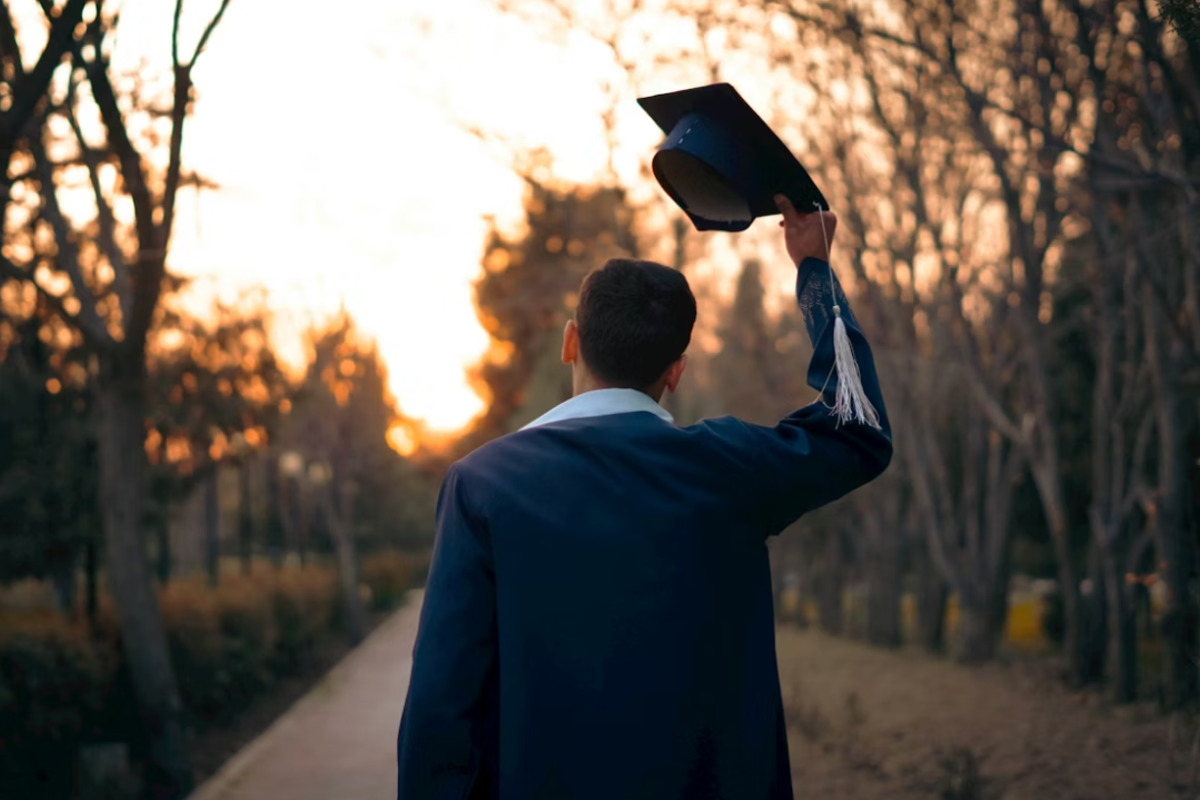 Houston Grads Face Brutal Job Market As Hiring Stalls
