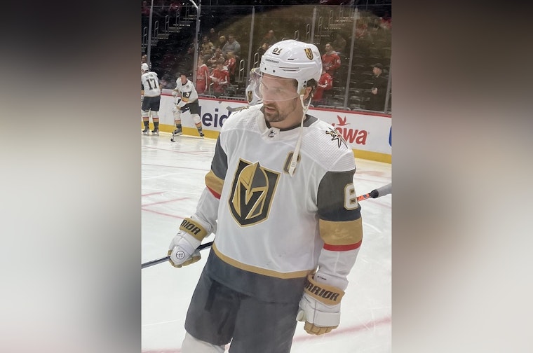 Mark Stone Exits Game 3 With Groin Injury in Anaheim