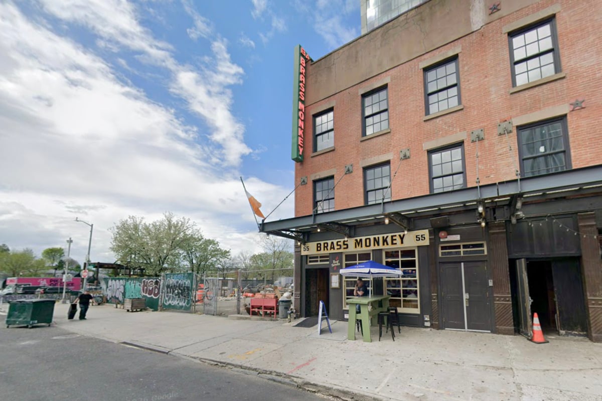 3 Slashed Outside Brass Monkey In Meatpacking District