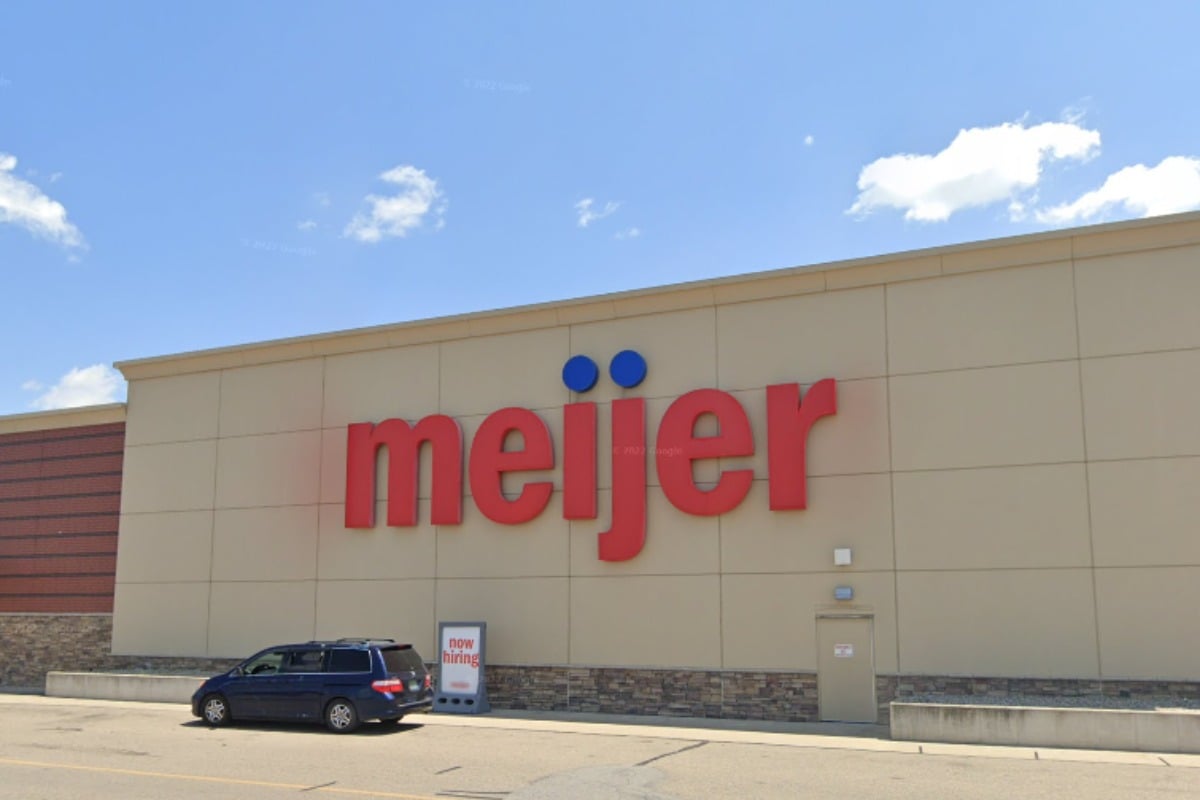 Meijer Midsize Grocery Muscles Into Livonia’s Seven Mile Strip