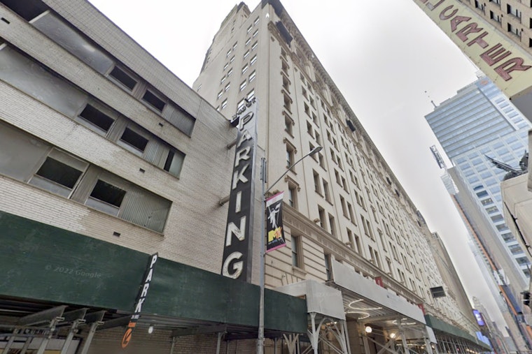 Versant Expands To 250K SF At 229 West 43rd Street