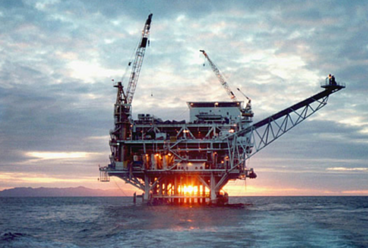 Offshore Inferno Off Carpinteria Forces Oil Platform Evacuation