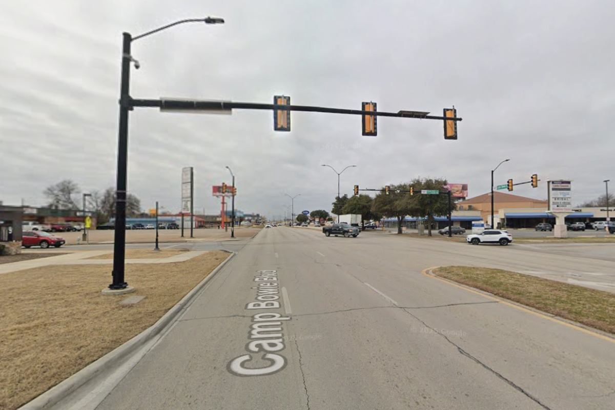 Pre-Dawn Fort Worth Patrol SUV Crash Leaves Malibu Passenger Clinging