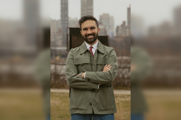 Mamdani's Mosque Visits Spark Backlash in Queens