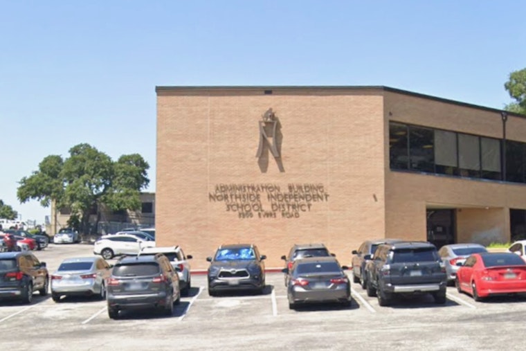 San Antonio Parents On The Clock As Northside Tightens School Bus