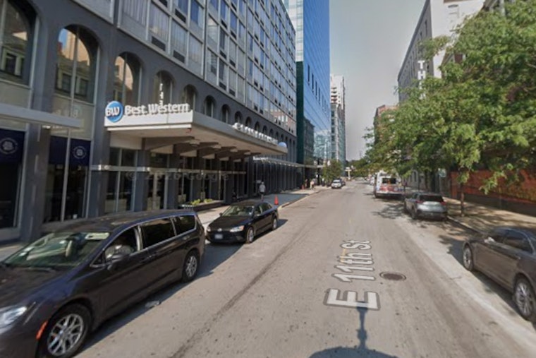 Grant Park Stabbing Injures 24-Year-Old in South Loop