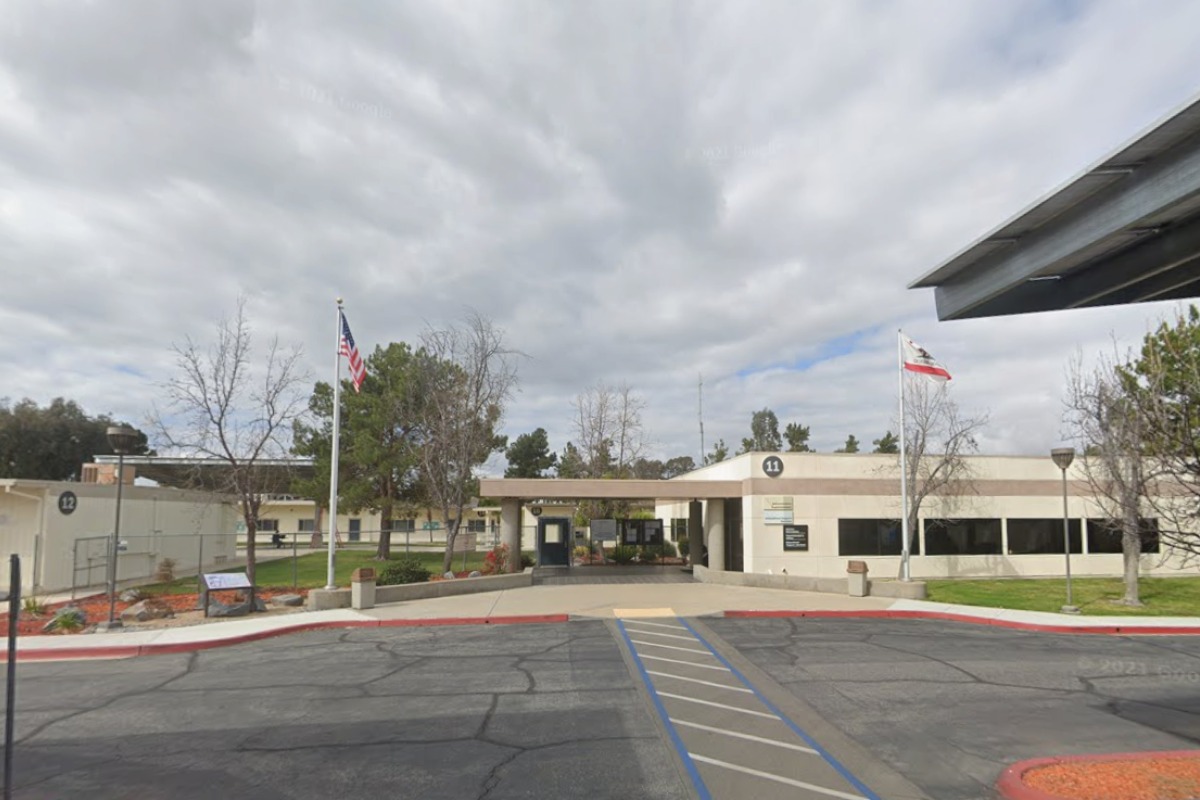 Temecula Water Polo Pic Flap Has Mom Demanding School Board