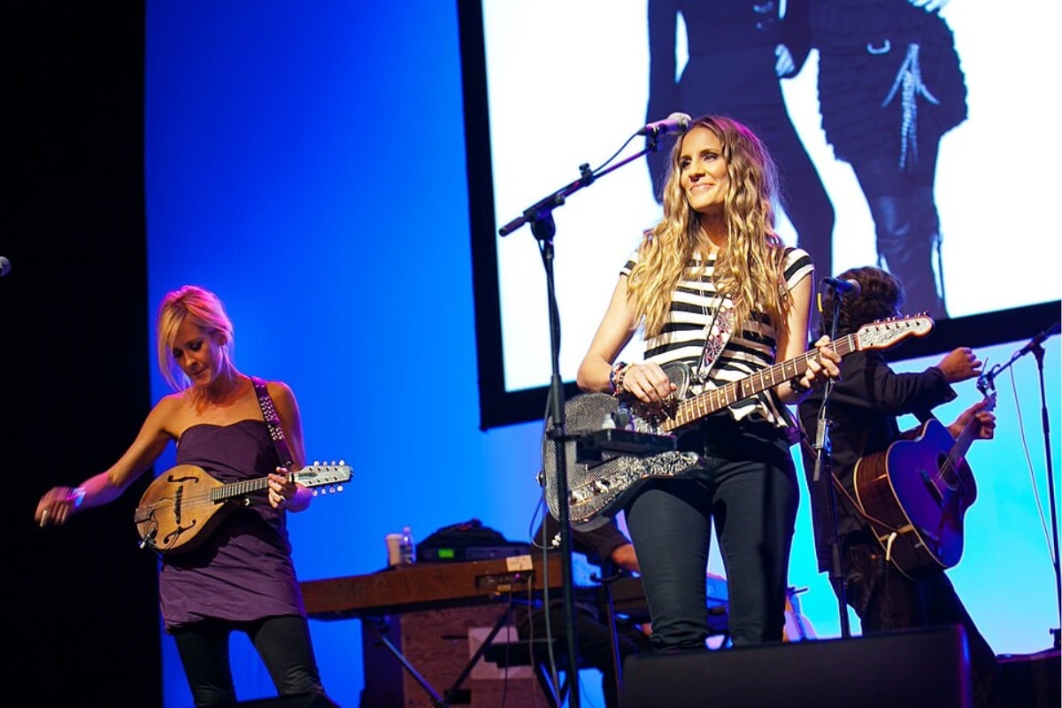 The Chicks Take the Long Way to Rock Detroit's Fox Theatre