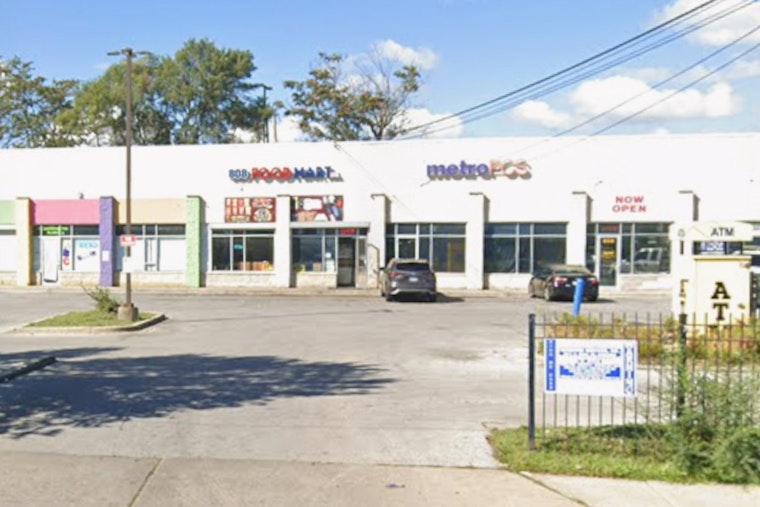 SUV Rams Gresham Food Mart, ATM Theft Attempt