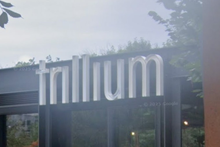 Trillium Garden Opens at Rowes Wharf, Boston