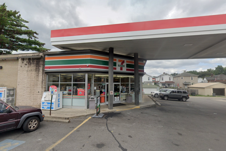 Turtle Creek 7-Eleven Turns Crime Scene As Two Shot Outside Store