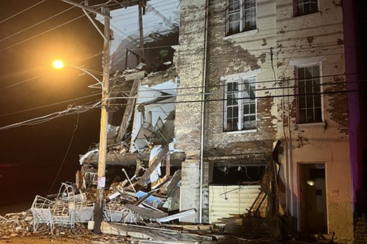 Vacant East End Walk-Up Crumples Onto Riverside Drive, Shuts Down
