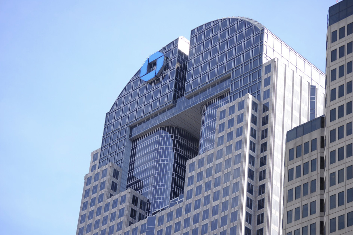 JPMorgan Exec Sued Over Alleged Coercion Of Banker In Manhattan
