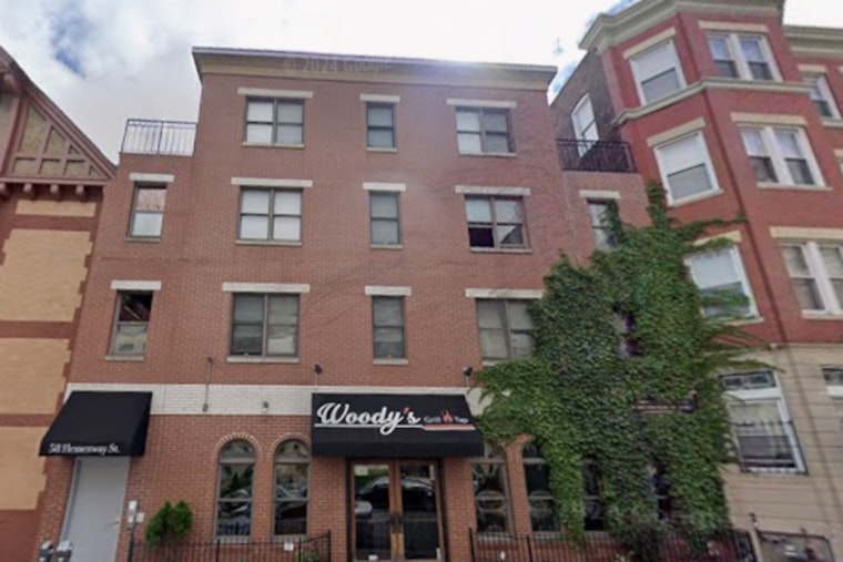 Woody’s Grill & Tap Closing In Fenway After Nearly 30 Years