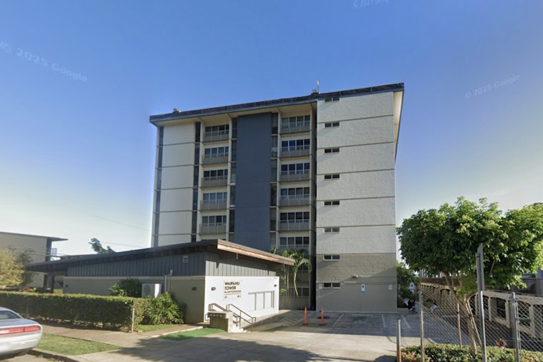 Battery Explosion Sparks Waipahu High-Rise Fire