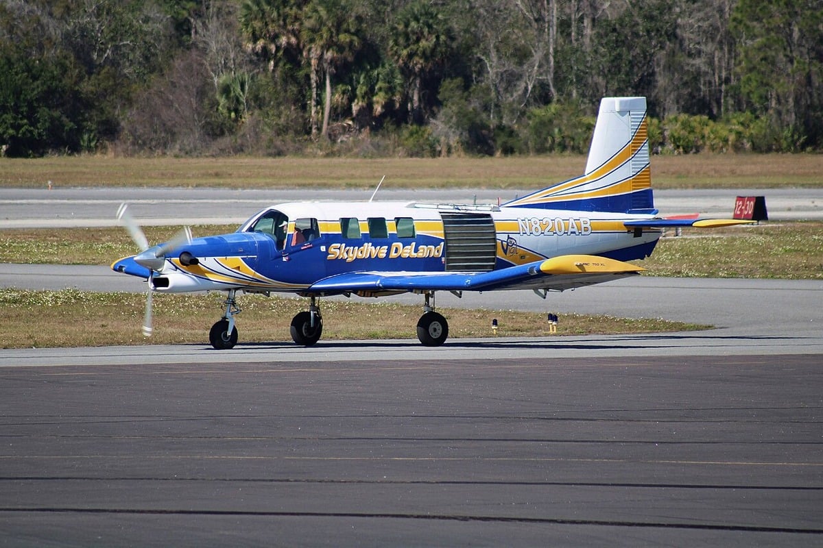 Butler Plane Crash Kills 12 Skydivers