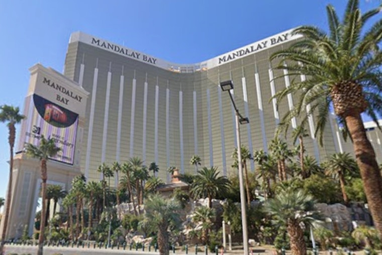 DJ Franzen Turns Mandalay Bay Mini Golf Into After-Hours Strip Party