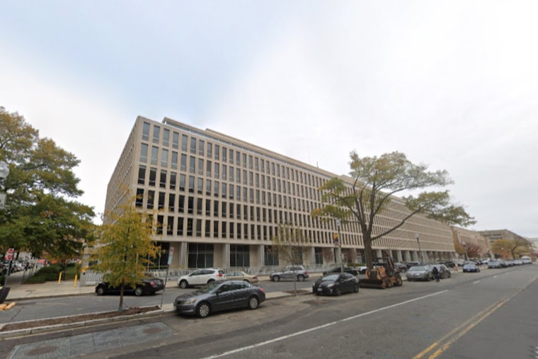 Feds Dangle Big 1% Rate Break To Lure Student Borrowers Into Autopay