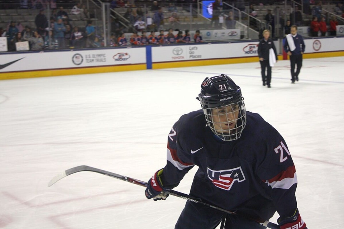 Hilary Knight Lands In Hockeytown After Vegas Sign-and-Trade Shock
