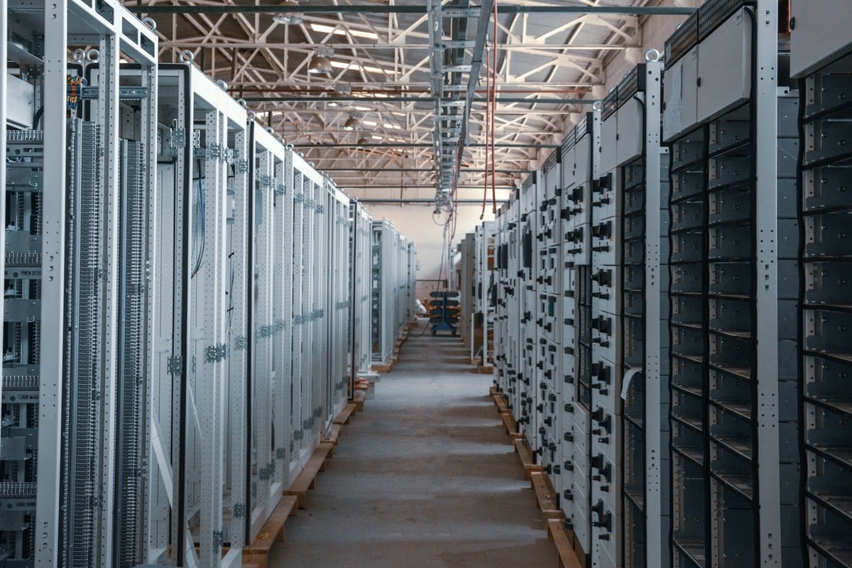 Hoffman Estates residents push back on third data center rezoning