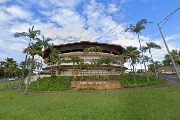 Kekaha Trash Tower Fight, Kaua‘i Pushes Plan To Pile Landfill Even