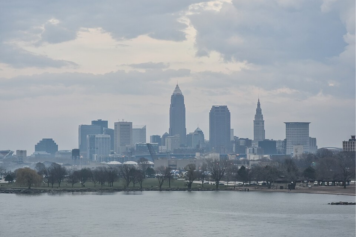 Lake Erie Whips Up Trouble: Wind Advisory And Rough Rip Currents Hit