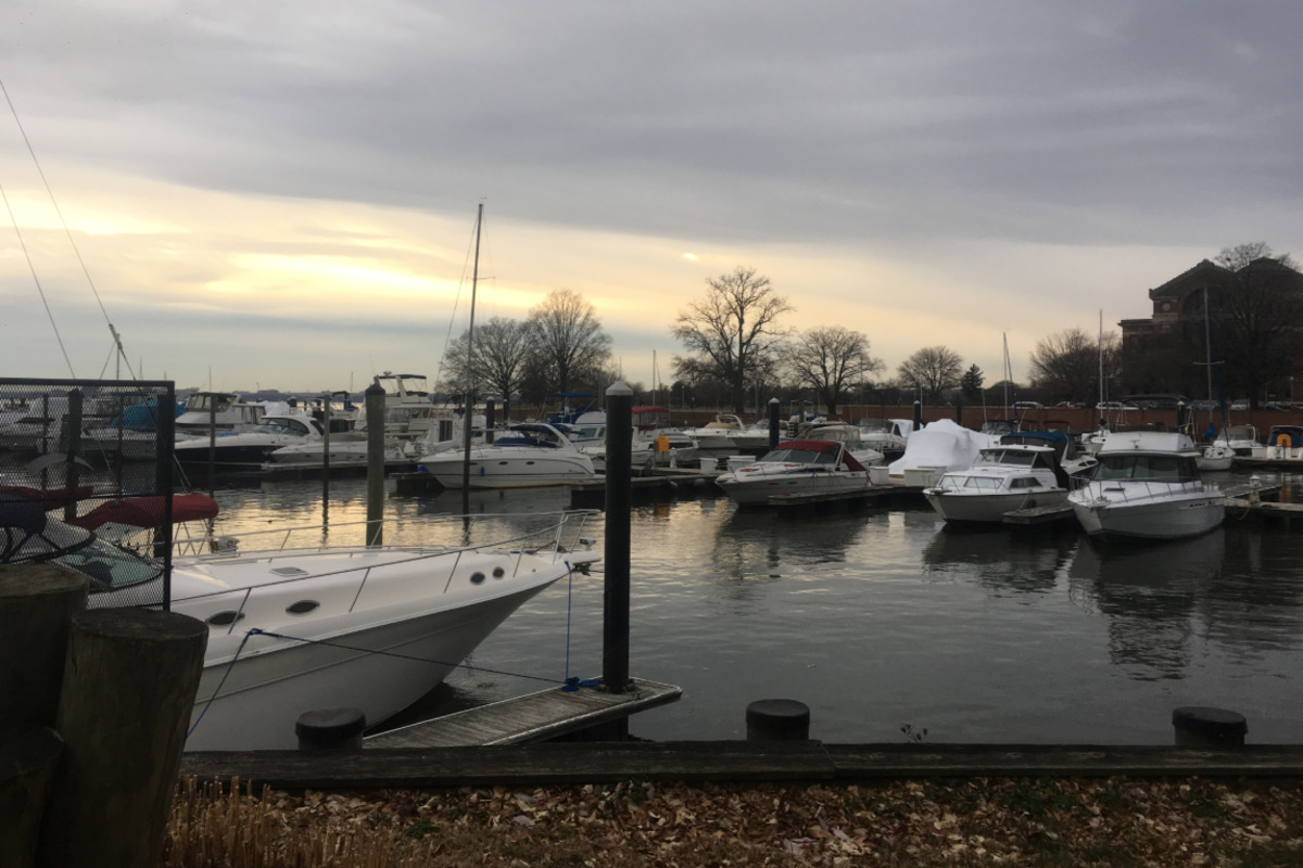 Bowie Man Dies After James Creek Marina Rescue