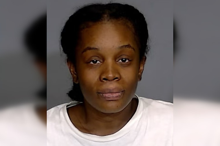 Near-North Side Domestic Dispute Ends in Gunfire, Leaves Man Clinging