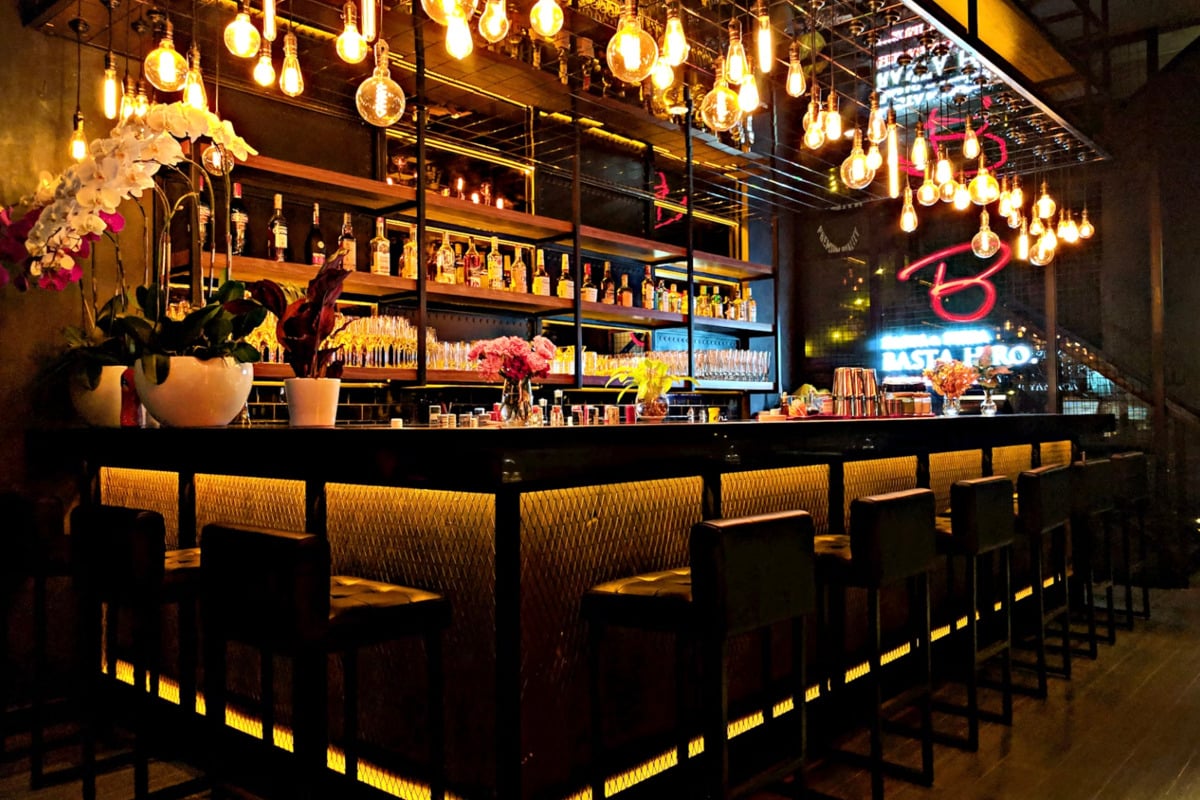 New Bleecker Bar Yesterday's Pours Old-School West Village Vibes