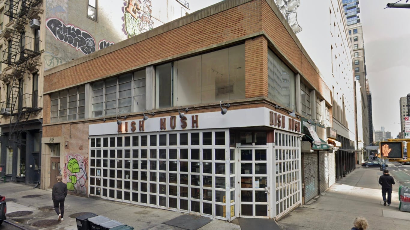 Popular Tribeca Hummus Spot Shuttered As Reade Street Tower Moves In