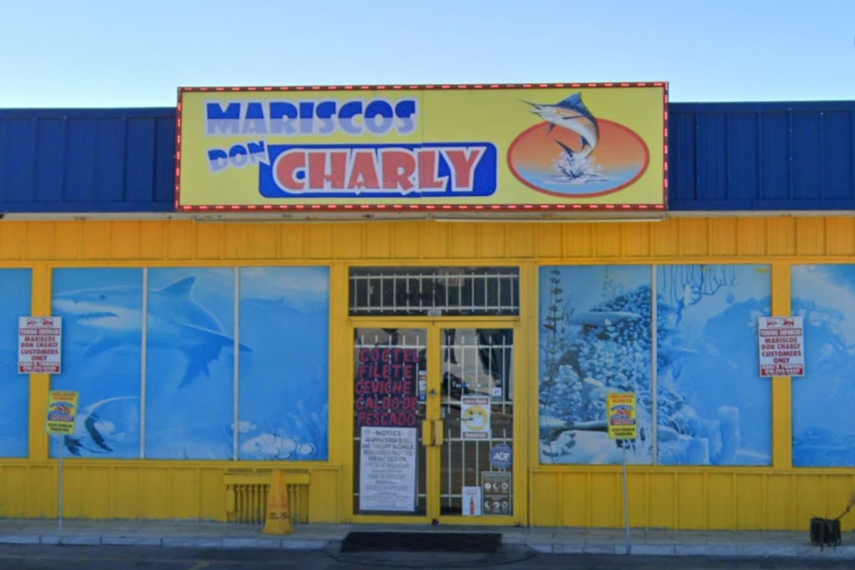 Rat In The Grease Sends San Antonio Seafood Staple Scrambling