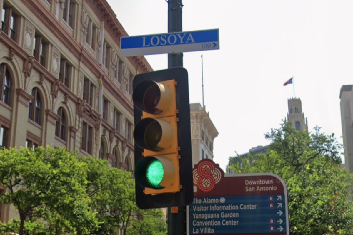 River Walk Horror As Man Stabbed Near Downtown Hotel, Suspect On The