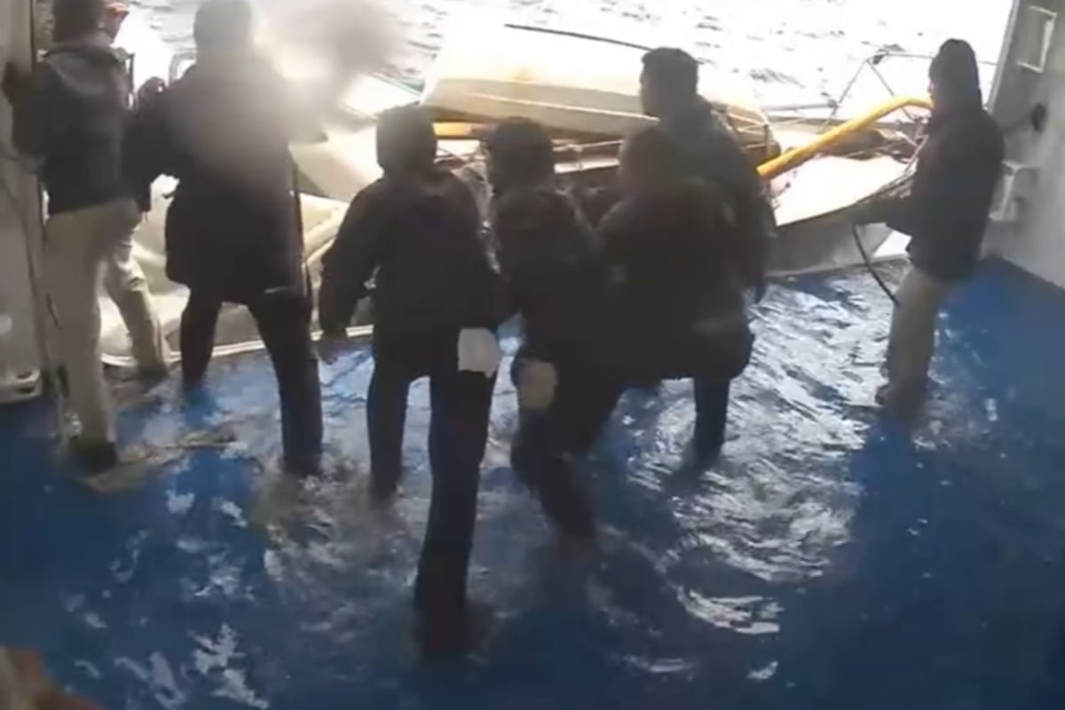 Silver Whisper Rescues Sailor 489 Miles Off Oregon Coast