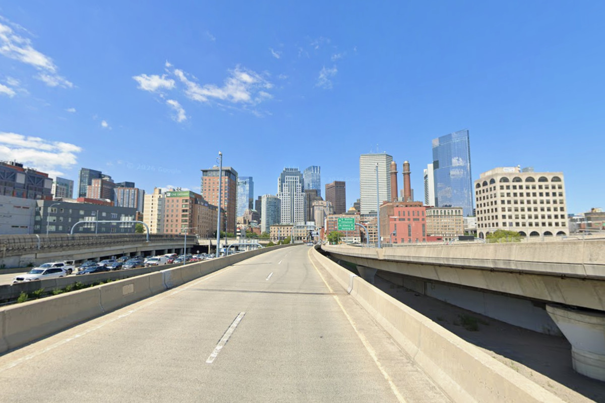 Boston Weather: Sunny Today, Gusty Showers Thursday