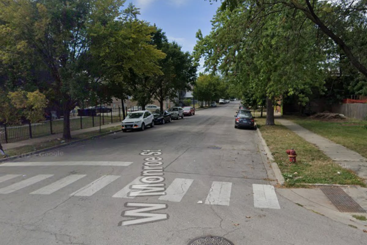 21-Year-Old Shot Driving On Chicago's West Side