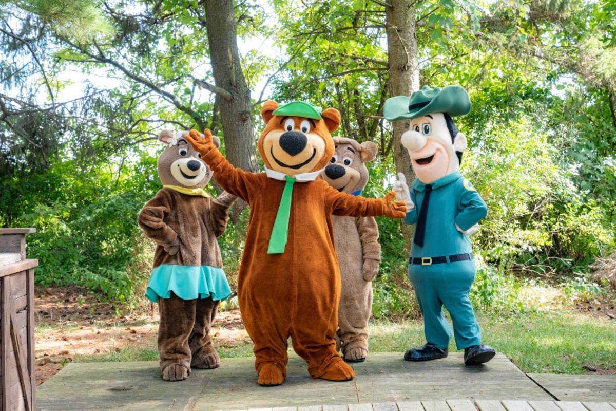 Yogi Bear Camps Out In Pigeon Forge Again After Splashy Jellystone