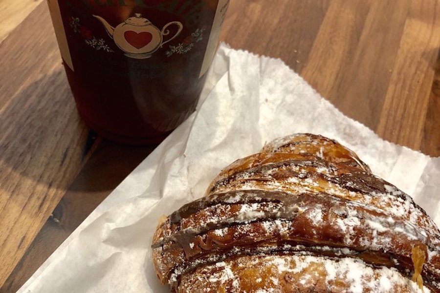 European-inspired Urth Caffé & Bar debuts in LAX