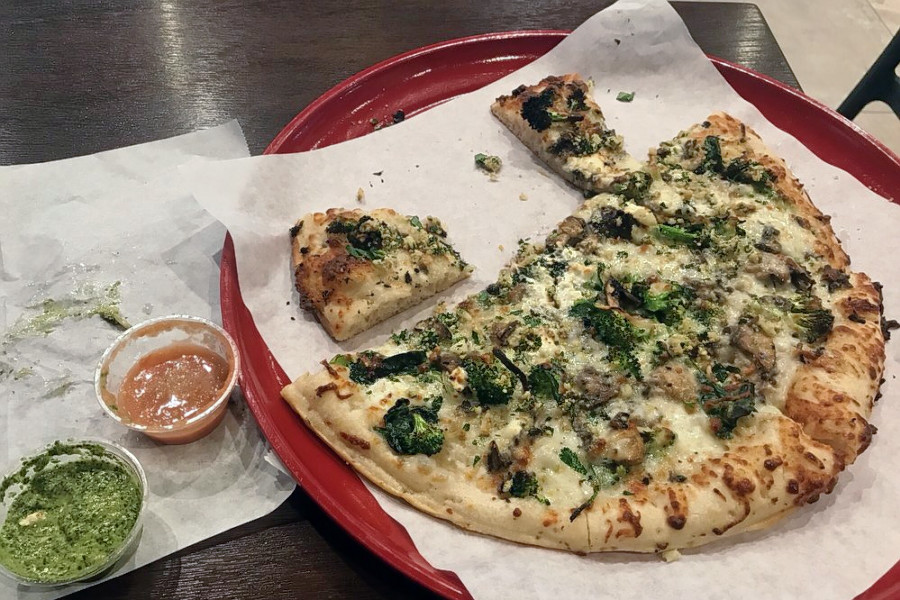 Sliver Pizzeria opens a new outpost in Oakland