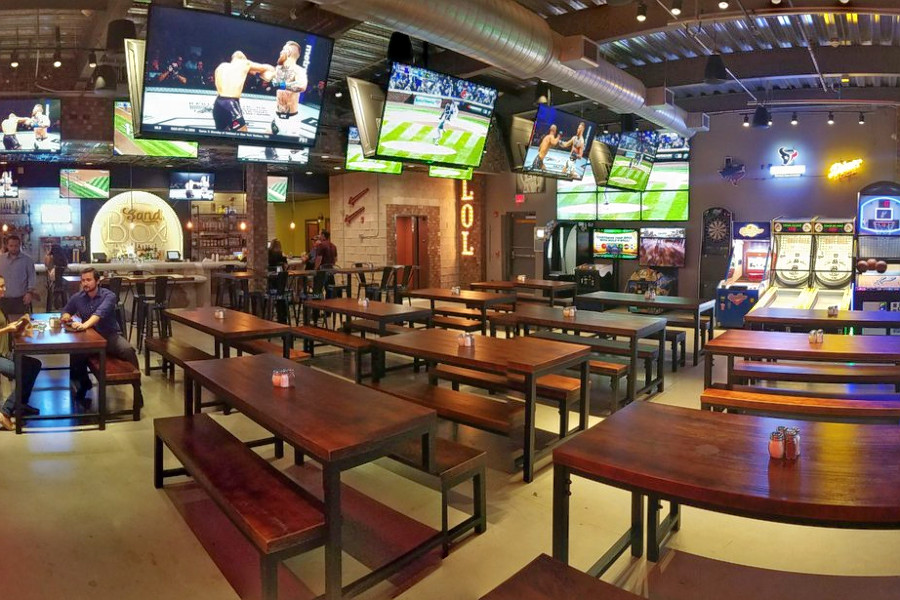 New sports bar The Sandbox opens its doors on the Northwest Side