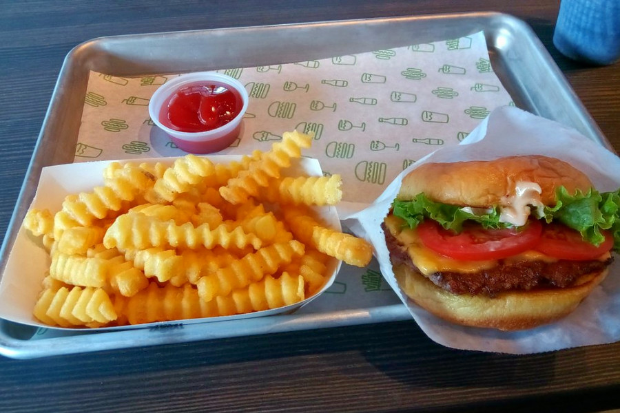 Popular burger chain Shake Shack comes to Fort Lauderdale