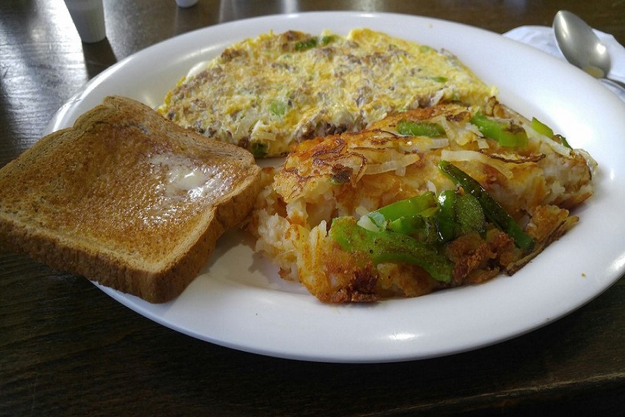 Explore the top 4 budget-friendly diners in Philadelphia