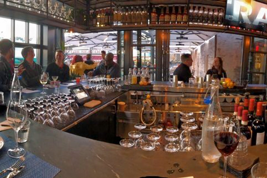 Rappahannock Oyster Bar makes Southwest debut