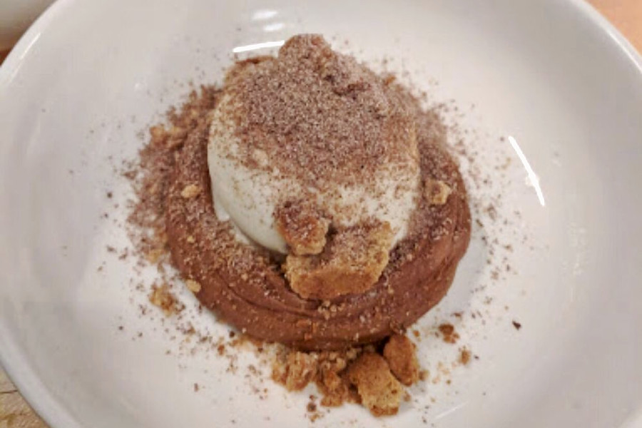 New French spot Oxalis debuts in Crown Heights