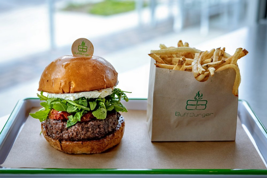 Score burgers and more at Briarforest Area's new Buffburger