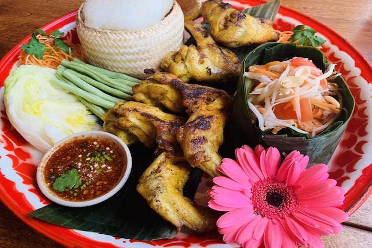 Hom Mali Thai and Sushi brings Thai fare to Old Town