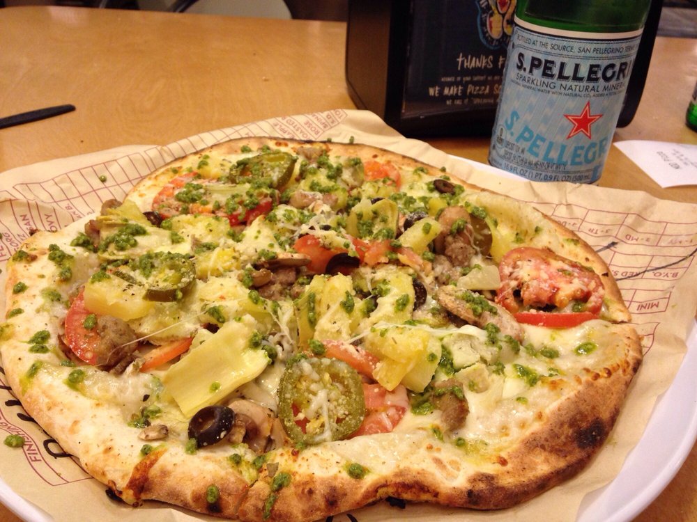 Top pizza choices in Fayetteville for takeout and dining in