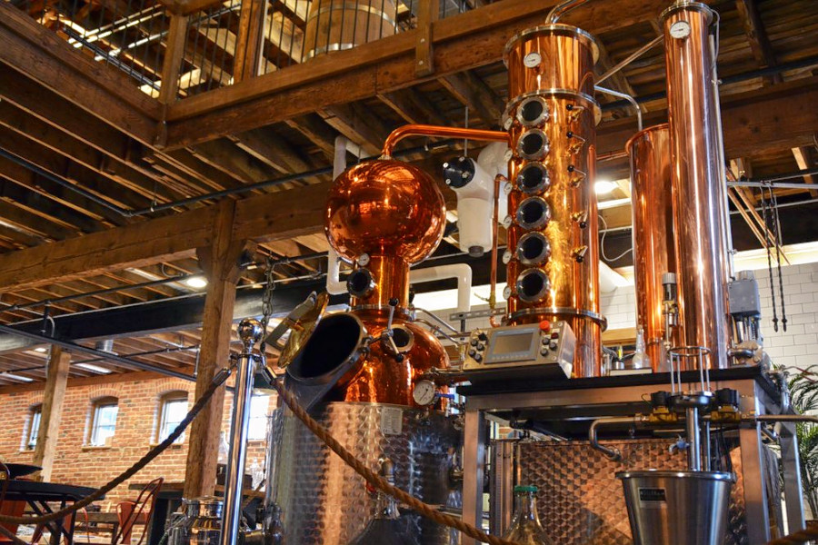 New distillery Kingfly Spirits now open in Strip District