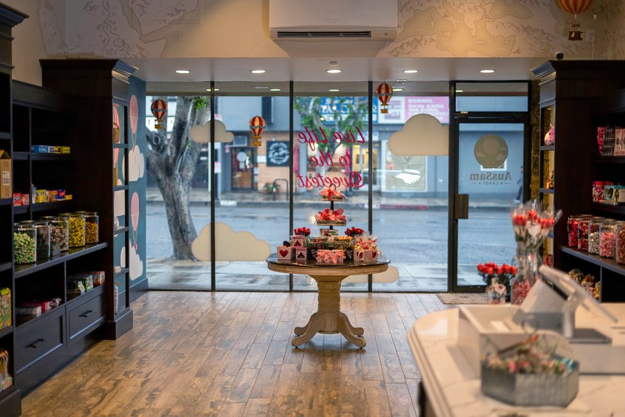 New Granada Hills candy store AusSam Candy opens its doors