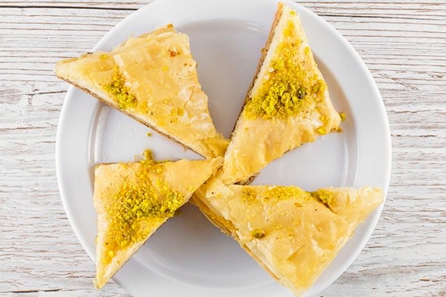 New Mediterranean spot Chicken Maison debuts in Harbor Pines